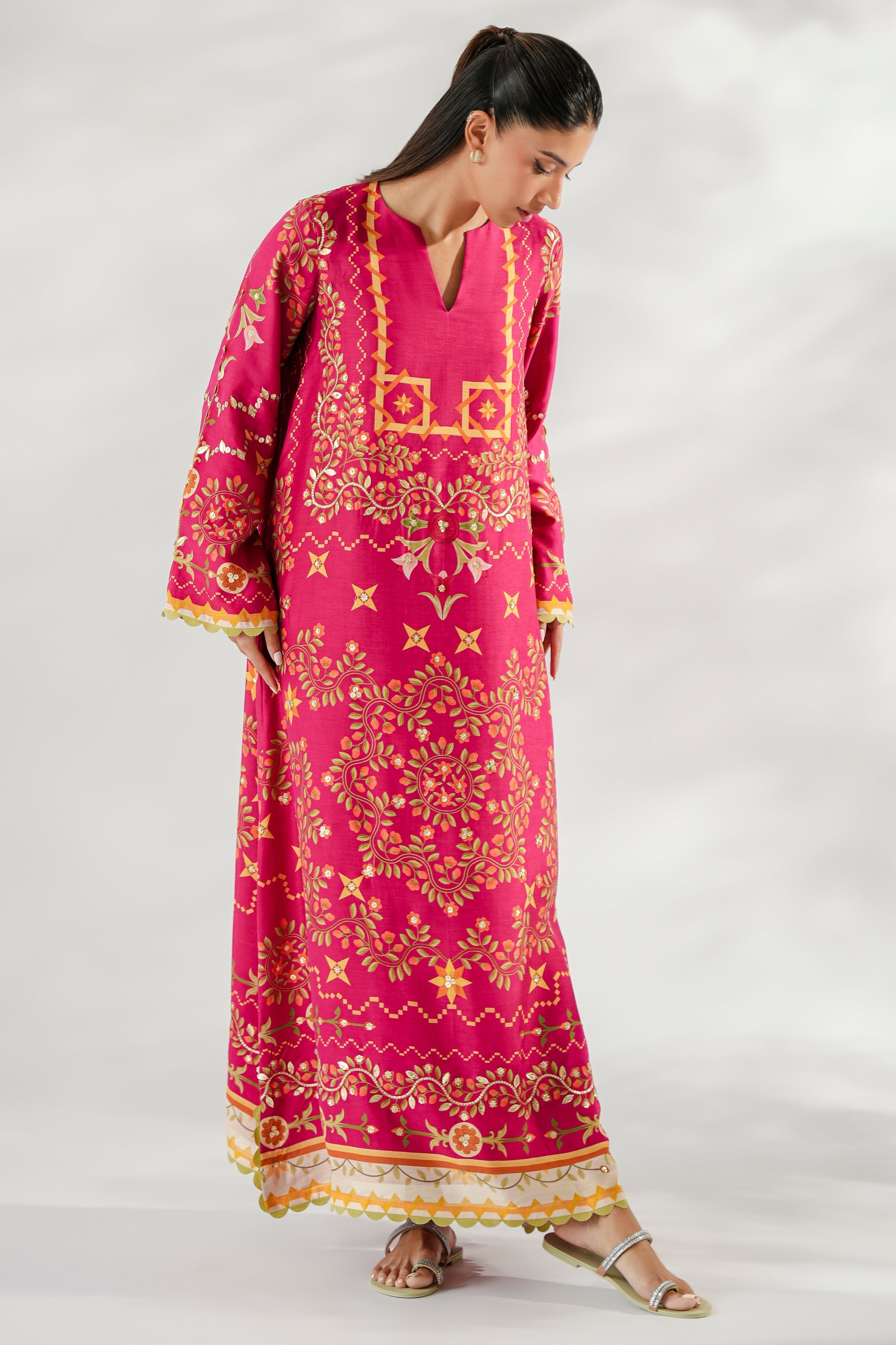 Lyla (B) – Sania Maskatiya International